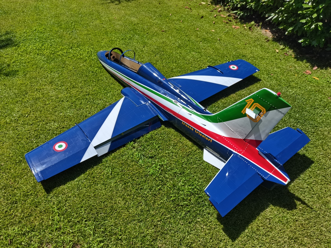 Cmodels AERMACCHI MB339 2X2 | Modellbau Rupperswil Shop